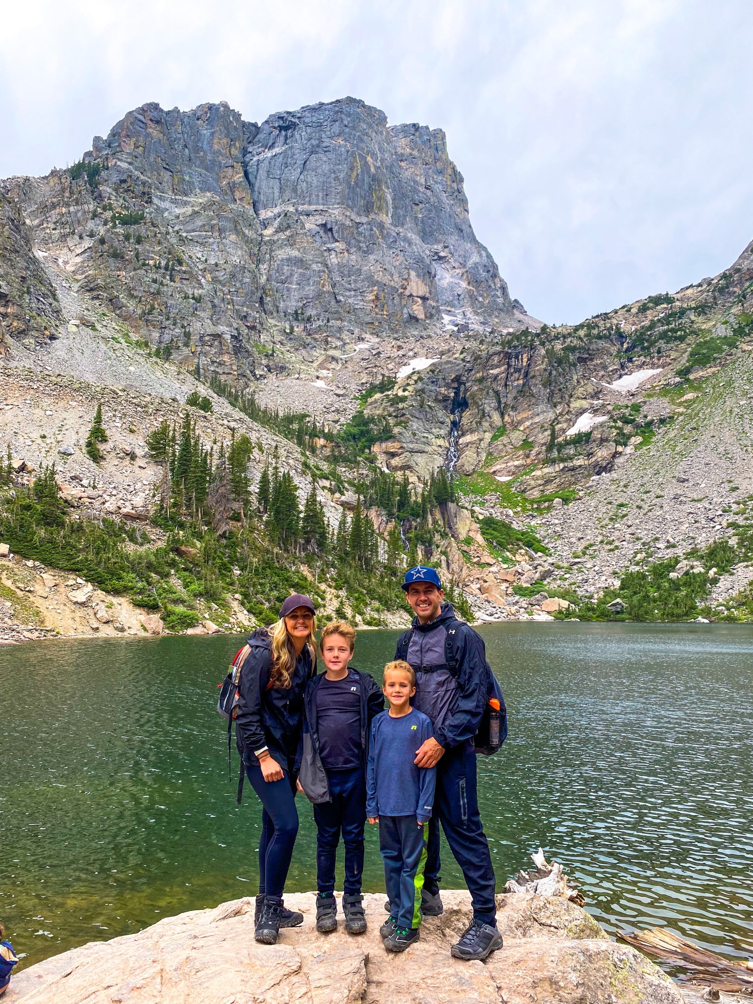 Hiking for Beginners: Tips for Finding Trails, What to Pack, and More ...